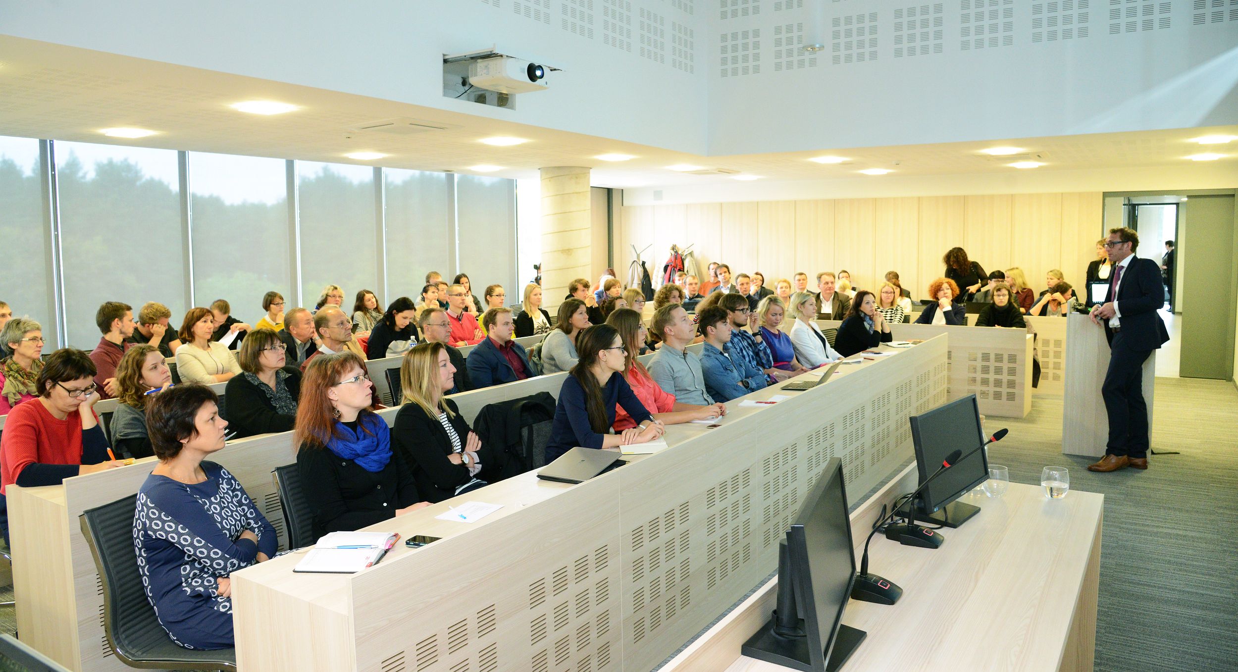 Photo Gallery - Enago Academy