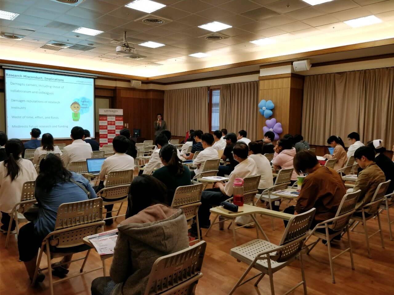 Photo Gallery - Enago Academy