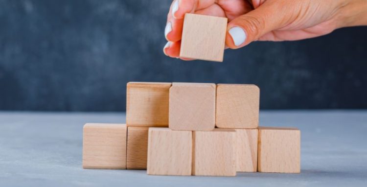 What is RRL in Research? Definition, Tips, and Examples – Enago